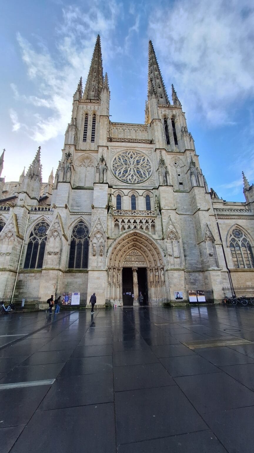 Bordeaux Travel Itinerary: Top Sights You Cant Miss In 2025